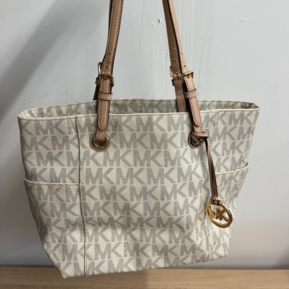 MICHAEL Michael Kors | Bags | Authentic Michael Kors Cream Leather Tote Bag | Poshmark